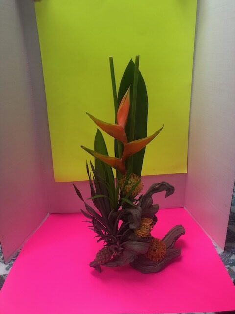 Creative Vertical Flower Designs | Calusa Garden Club of Marco Island